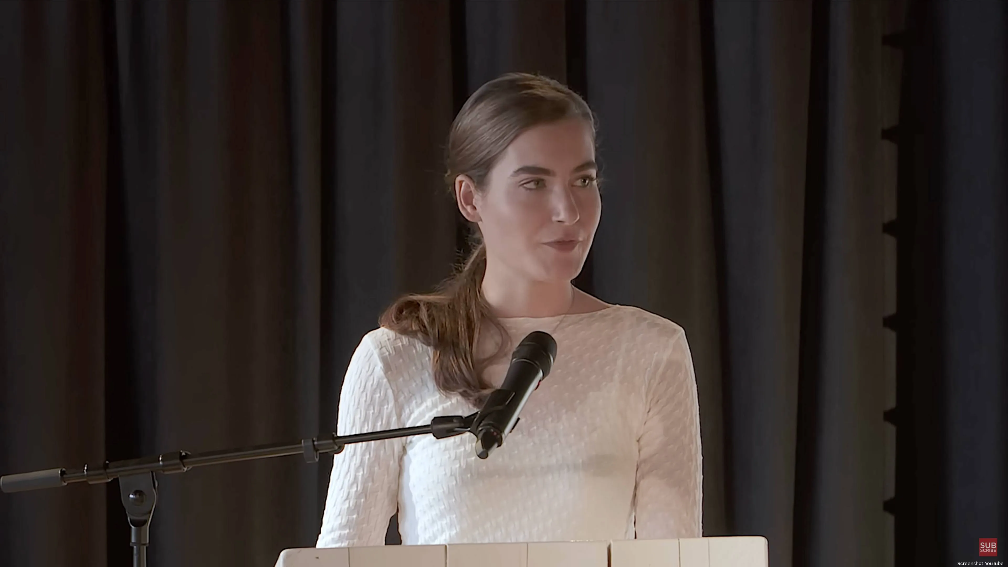 Lidewij de Vos overtuigt met eerste speech als FVD-leider | DDS